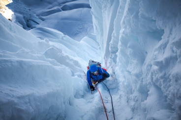 Alpamayo_ifmga_guide_mark_smiley - Exum Mountain Guides
